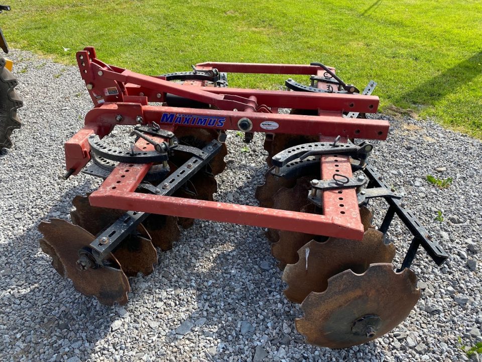 Used Maximus 100 Vineyard Disk - Lakeview Vineyard Equipment