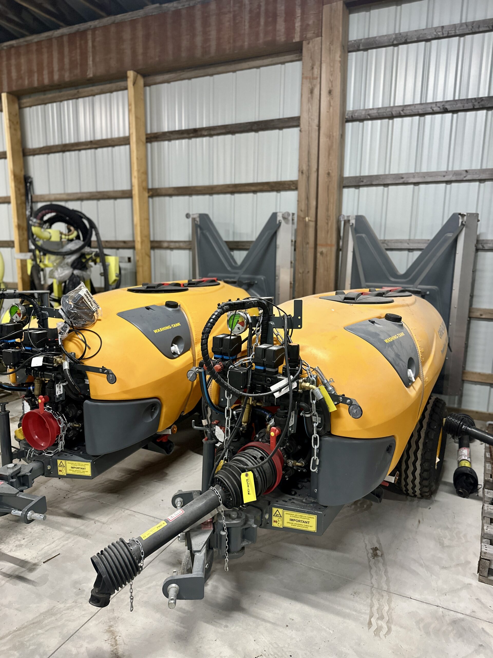 NEW Gregoire Powerflow VTD1000L Vineyard Sprayer - Lakeview Vineyard ...